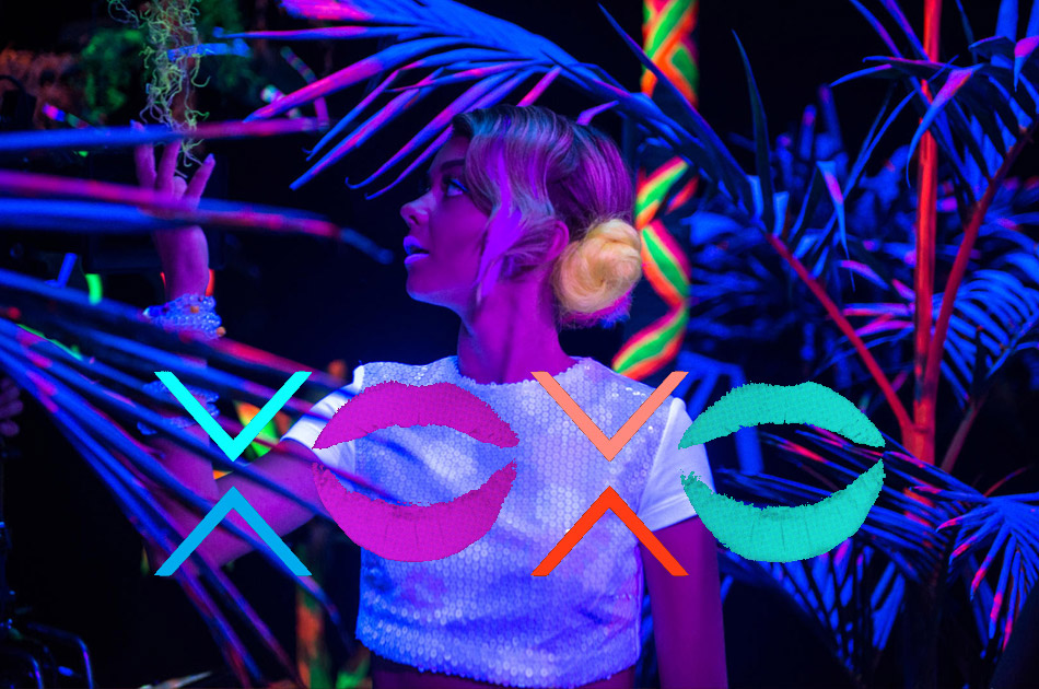 架空のEDMフェス描く映画『XOXO』がNetflixで公開 – FLOOR