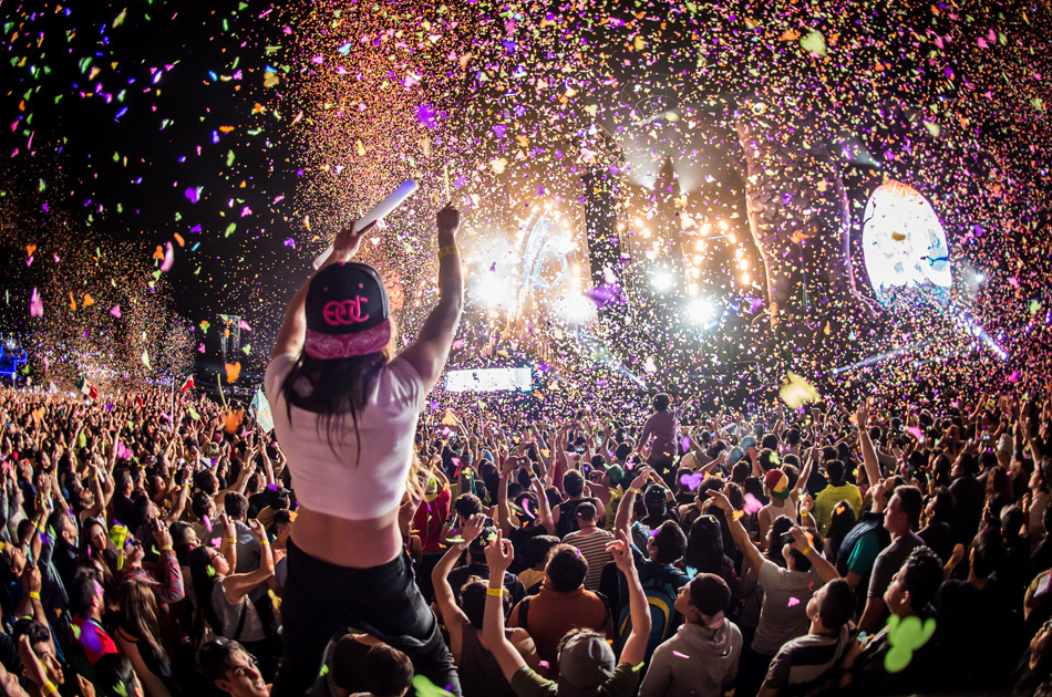 8万4000人が熱狂した『EDC Japan』2018年は5月12日(土)、13日(日) 開催 – FLOOR